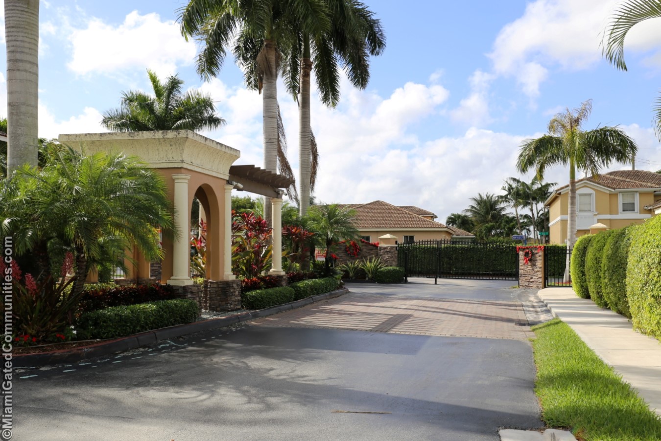 Miami Gated Communities - Miami Realtors, buying Coral Gables homes ...