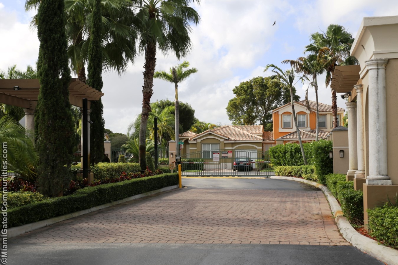 Miami Gated Communities - Miami Realtors, buying Coral Gables homes ...