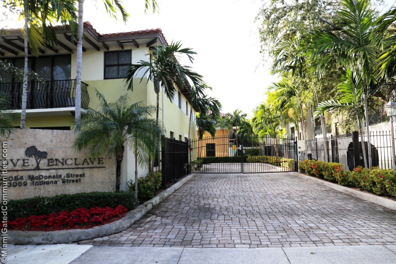 Miami Gated Communities - Miami Realtors, buying Coral Gables homes ...