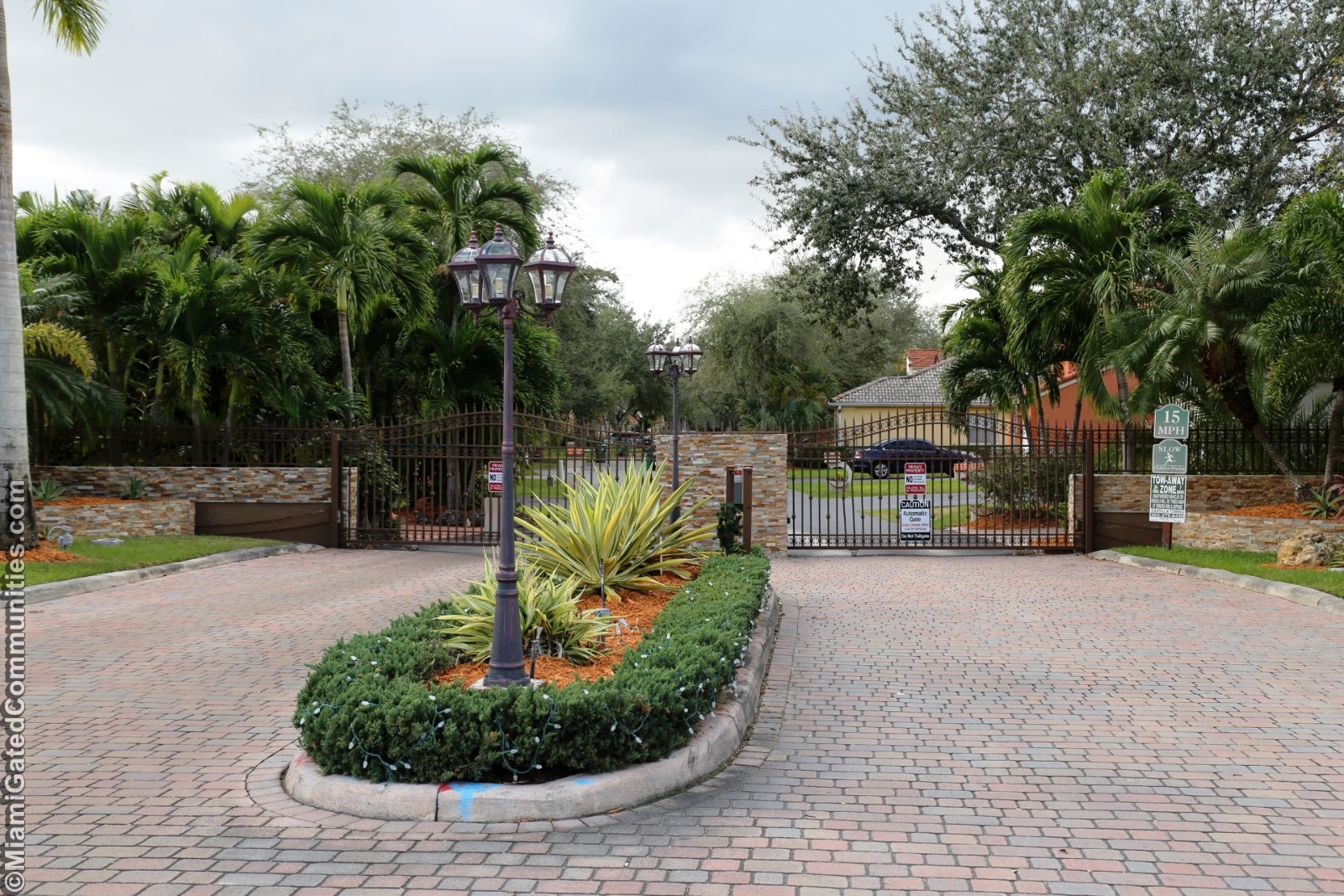 Miami Gated Communities - Miami Realtors, buying Coral Gables homes ...