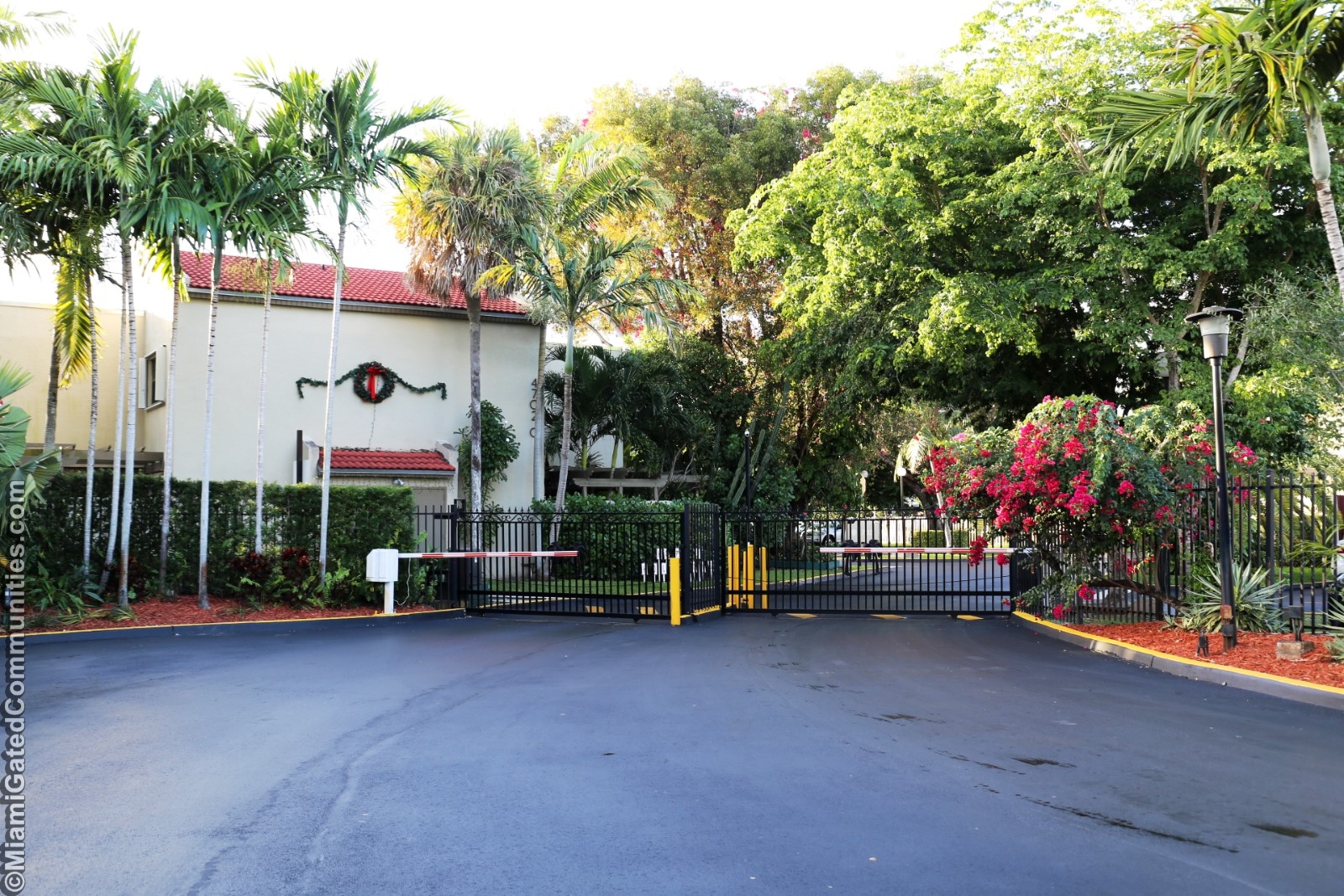 Miami Gated Communities - Miami Realtors, buying Coral Gables homes ...