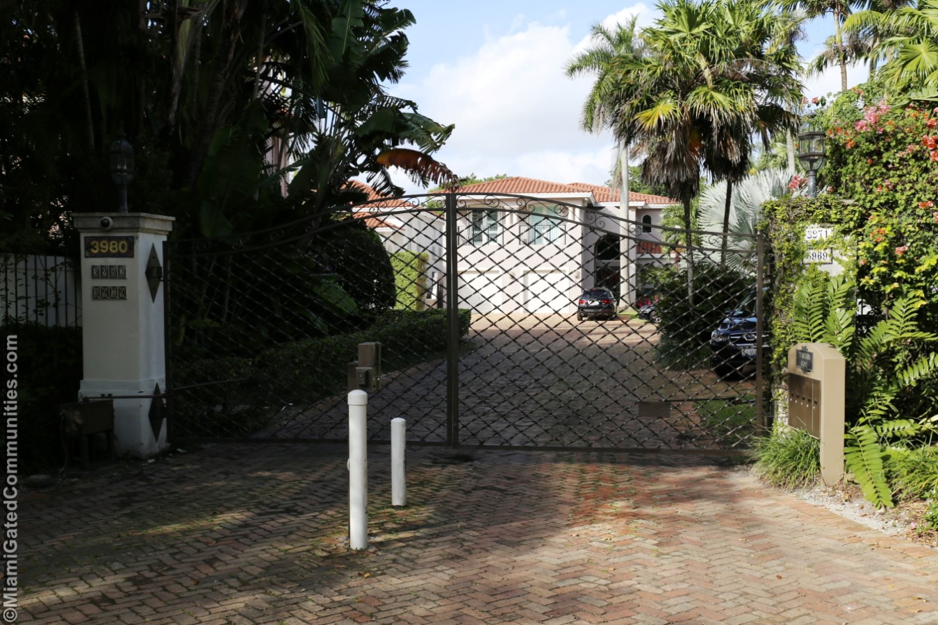 Miami Gated Communities - Miami Realtors, buying Coral Gables homes ...