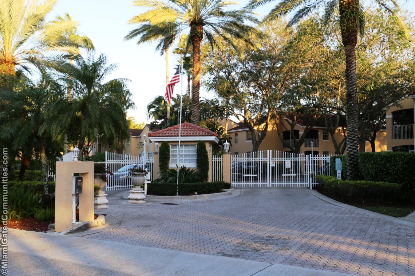 Miami Gated Communities - Miami Realtors, buying Coral Gables homes ...