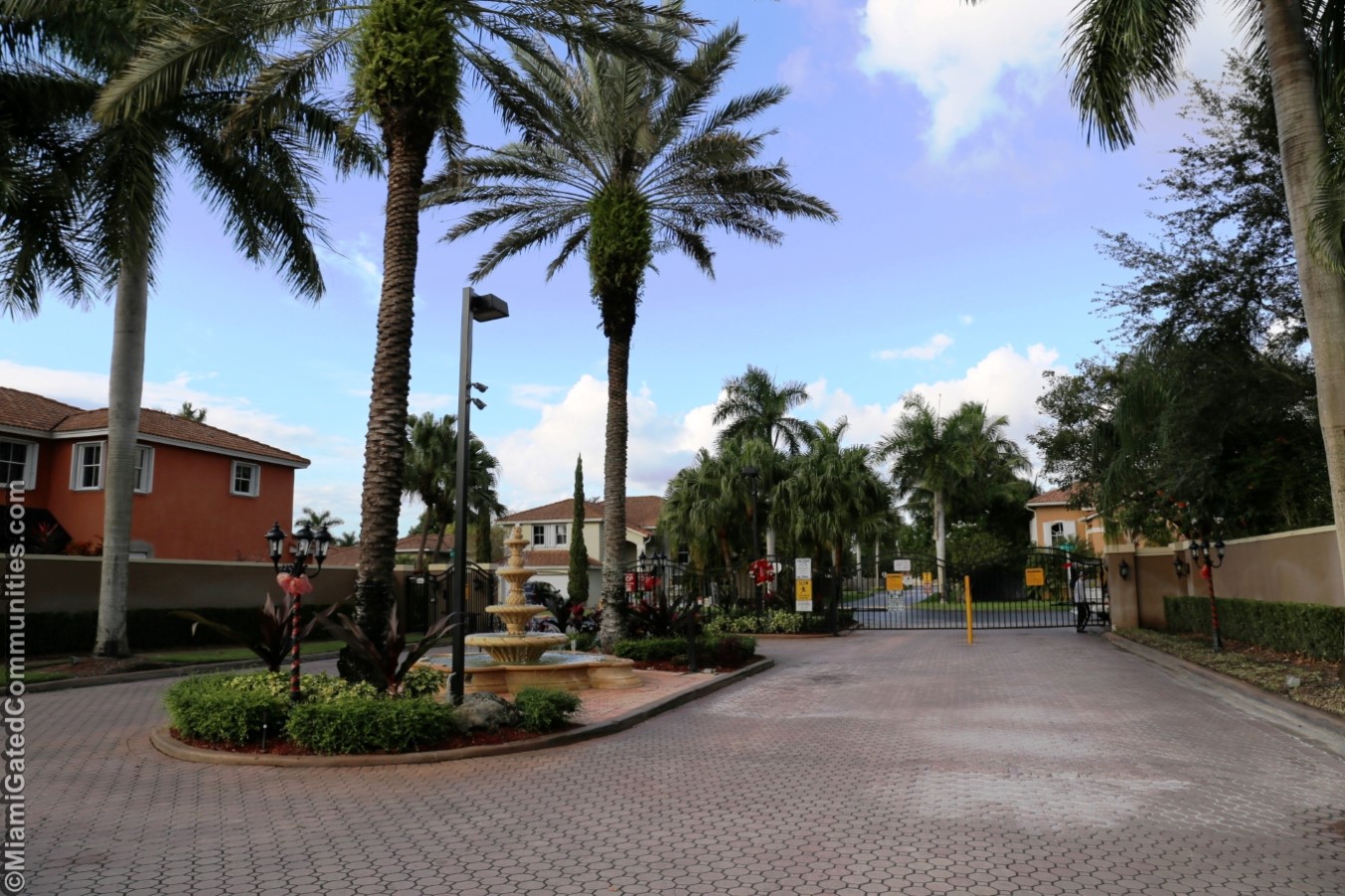 Miami Gated Communities - Miami Realtors, buying Coral Gables homes ...