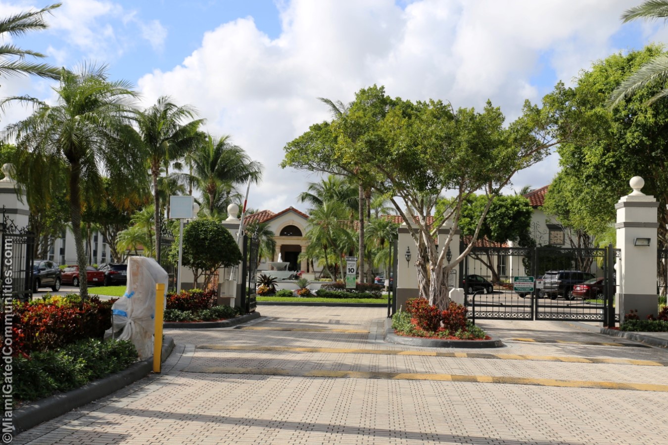 Miami Gated Communities - Miami Realtors, buying Coral Gables homes ...