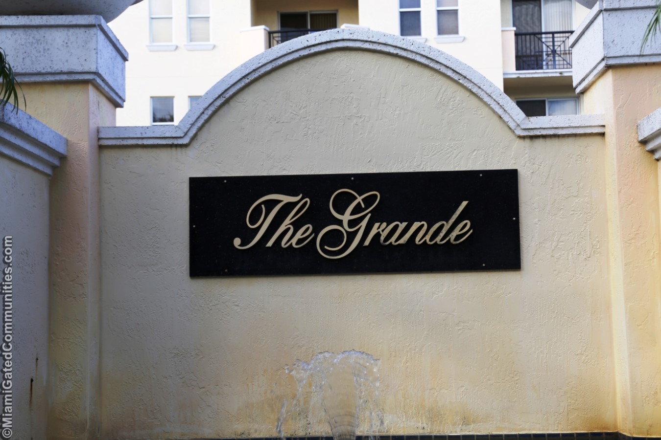 Miami Gated Communities - Miami Realtors, buying Coral Gables homes ...