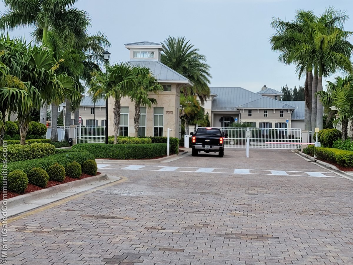 Miami Gated Communities - Miami Realtors, buying Coral Gables homes ...