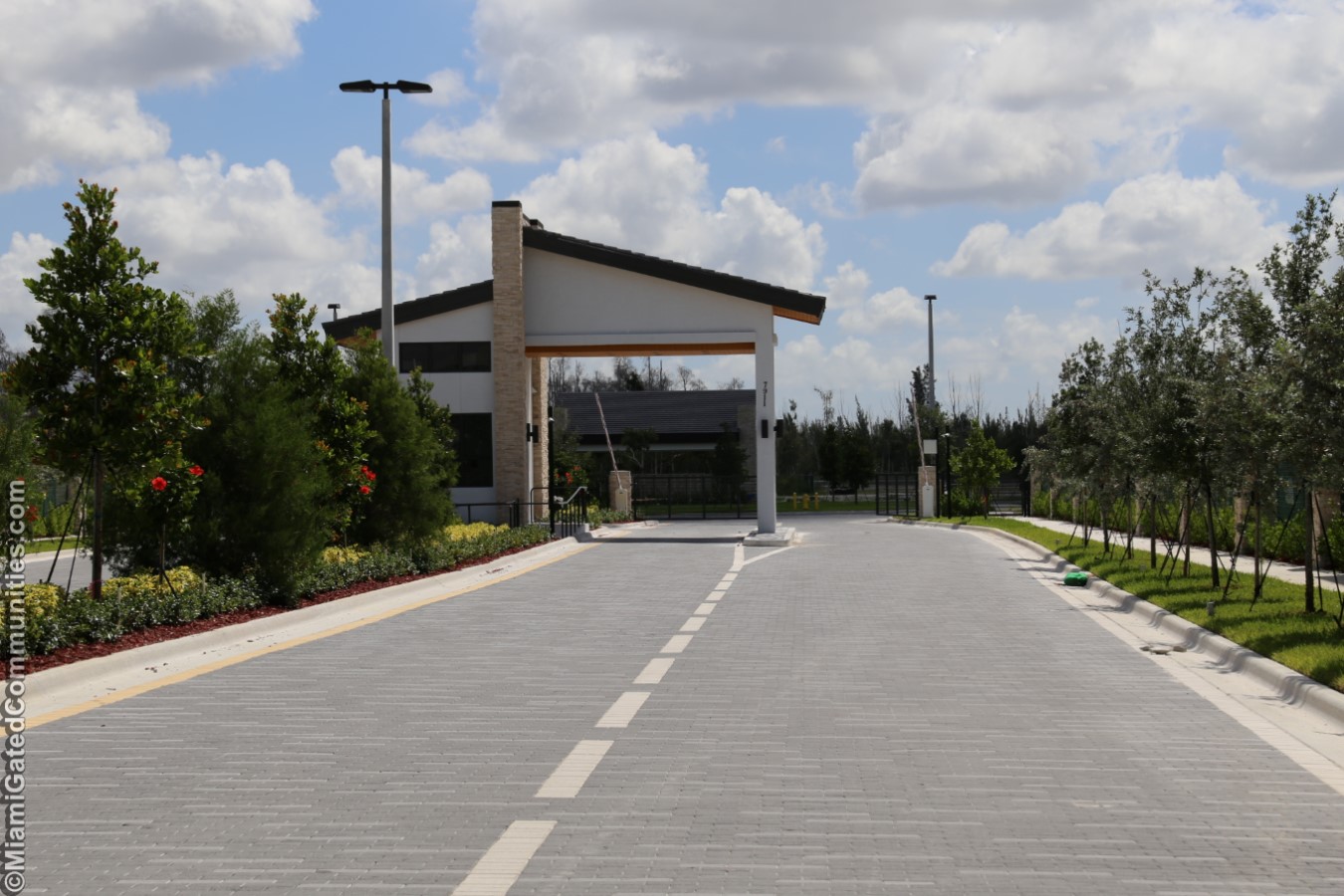 Miami Gated Communities - Miami Realtors, buying Coral Gables homes ...