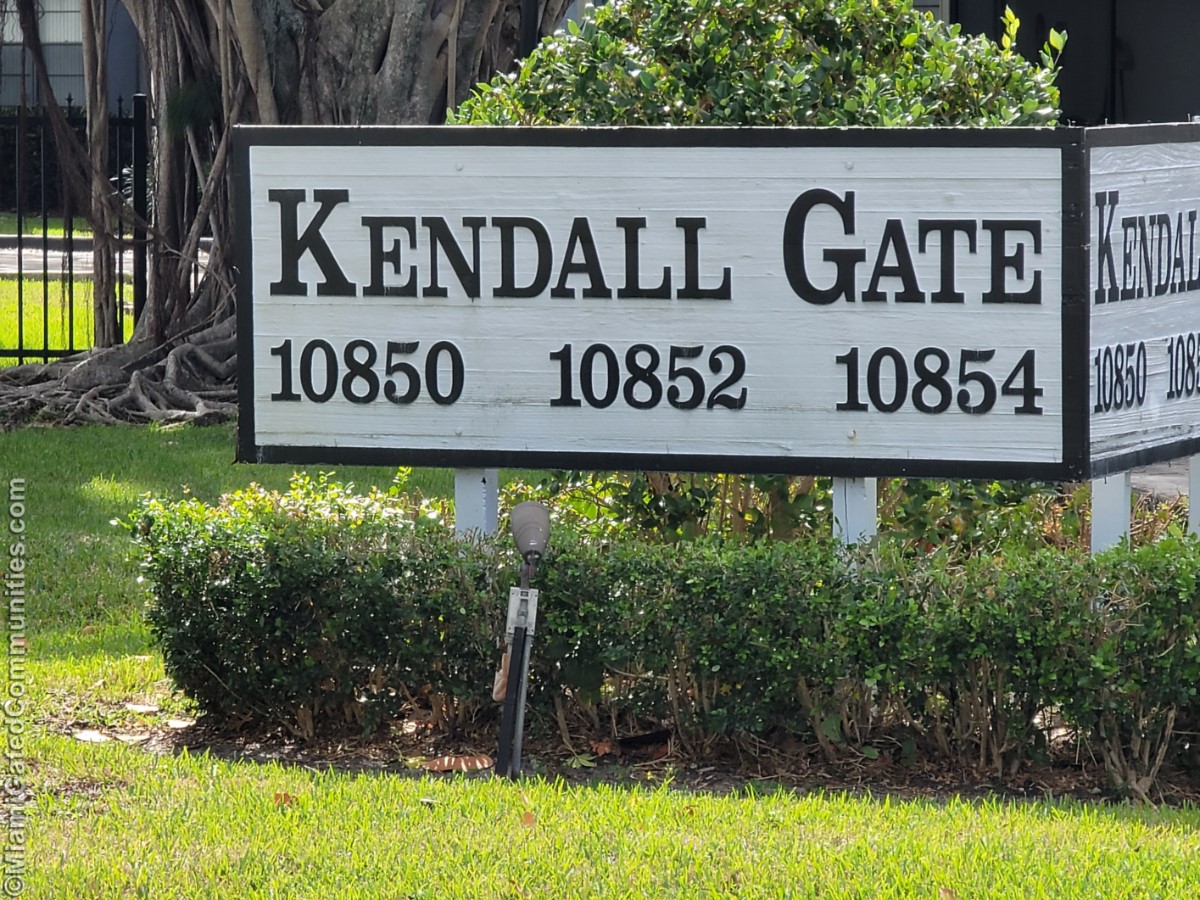 Miami Gated Communities - Miami Realtors, buying Coral Gables homes ...